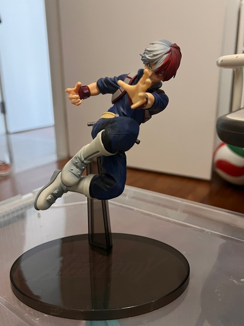 Todoroki figure, Hobbies & Toys, Toys & Games on Carousell