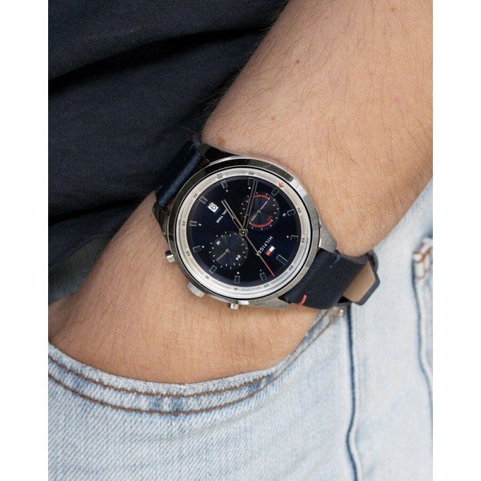 Tommy Hilfiger blue dial watch, Men's Fashion, Watches & Accessories ...