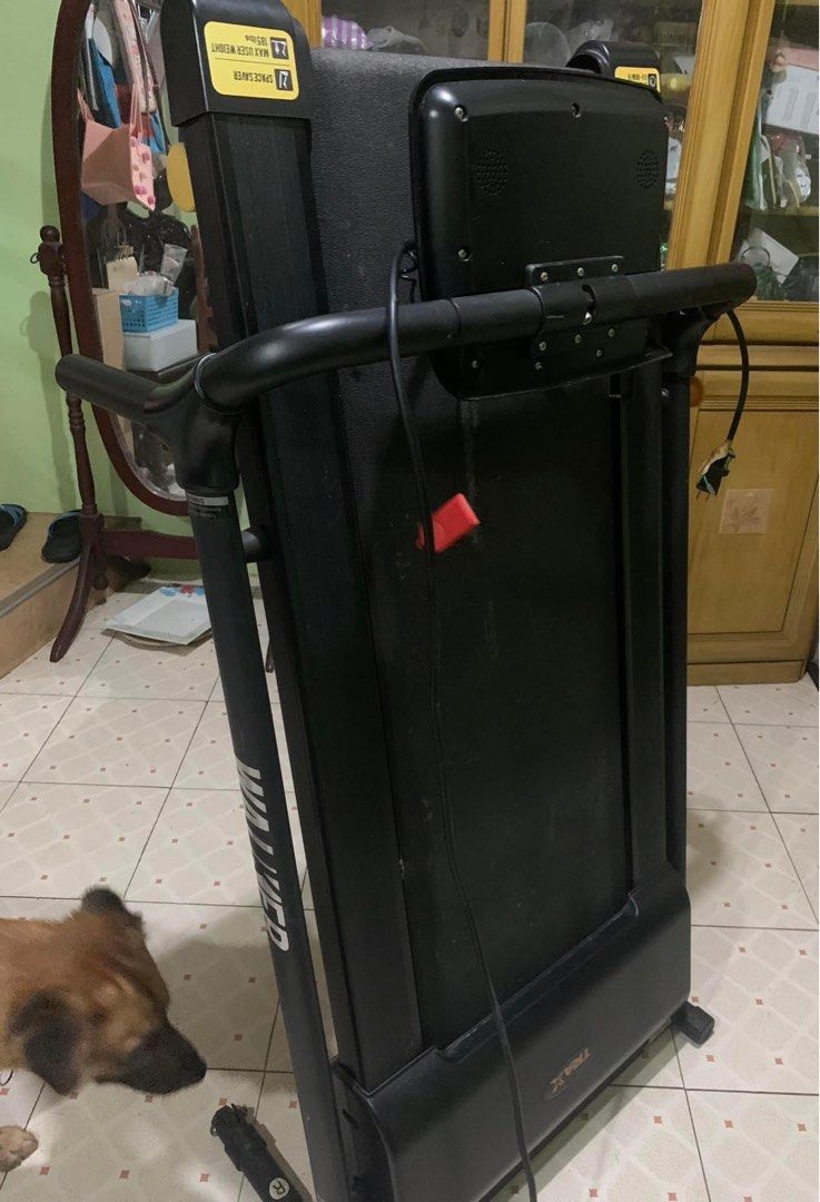 Trax Walker 1.2 Motorized Treadmill, Sports Equipment, Exercise ...