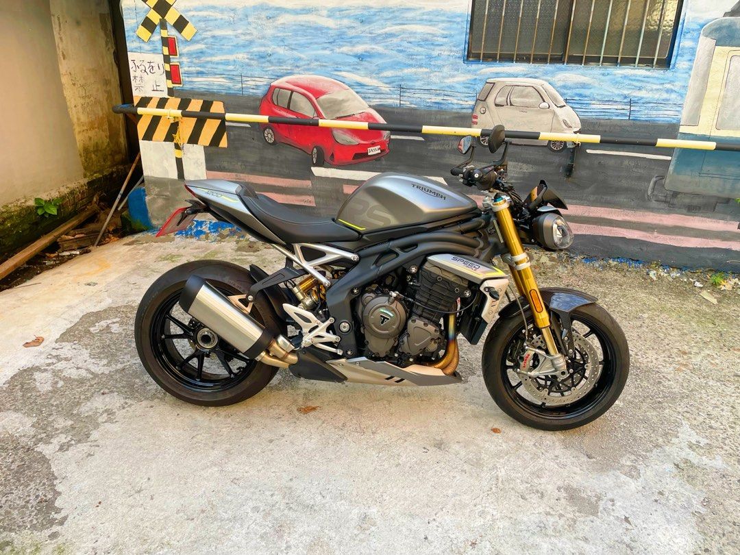 TRIUMPH SPEED TRIPLE 1200 RS, 機車, 重機在旋轉拍賣