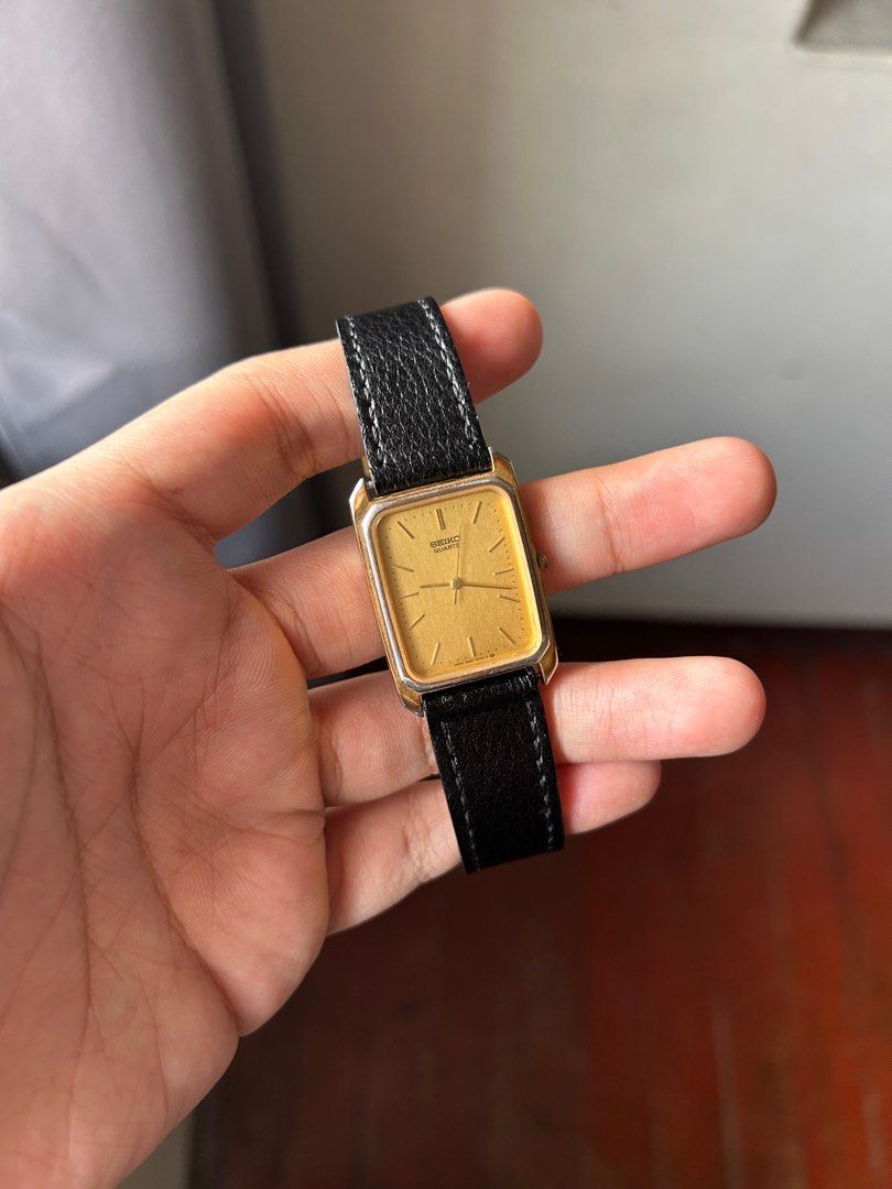 ULTRA RARE Seiko Tank Vintage Gold June 1983 Square Men Women Unisex Watch Linen Champagne Dial ...