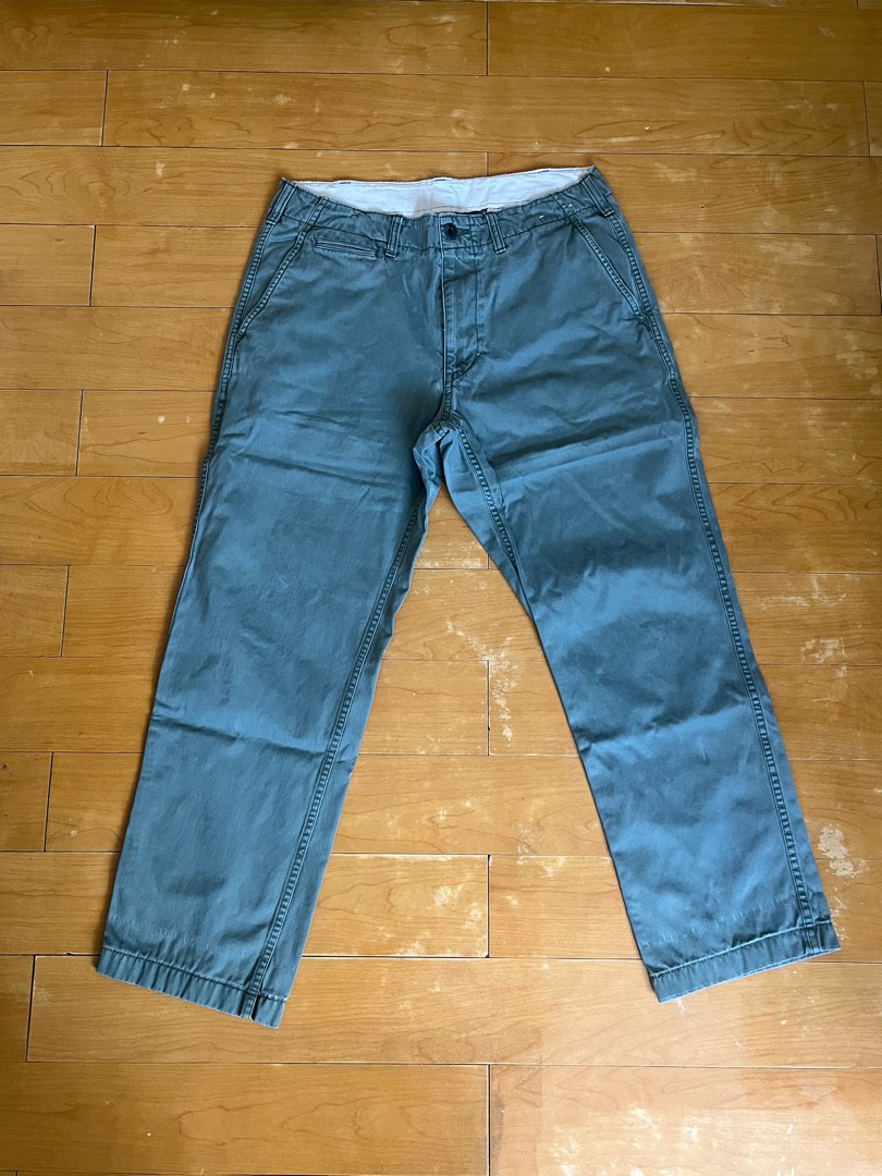 Uniqlo Straight Chinos, Men's Fashion, Bottoms, Chinos on Carousell