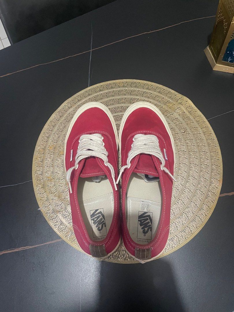 VANS RED CHILLI V1, Men's Fashion, Footwear, Sneakers on Carousell