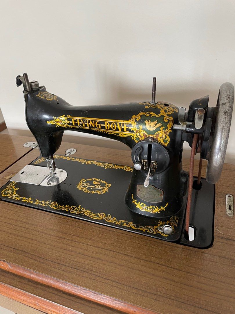 Vintage sewing machine: Flying Dove, Hobbies & Toys, Memorabilia ...