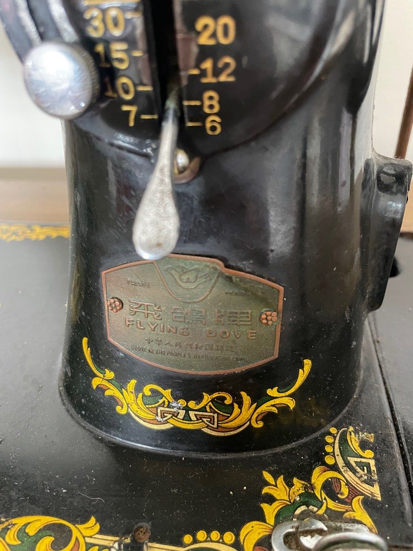 Vintage sewing machine: Flying Dove, Hobbies & Toys, Memorabilia ...