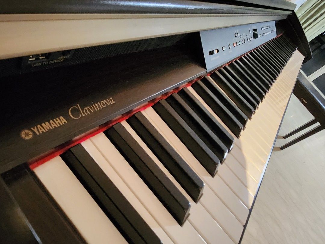 Yamaha Clavinova CLP-240 digital piano with bench, Hobbies & Toys ...
