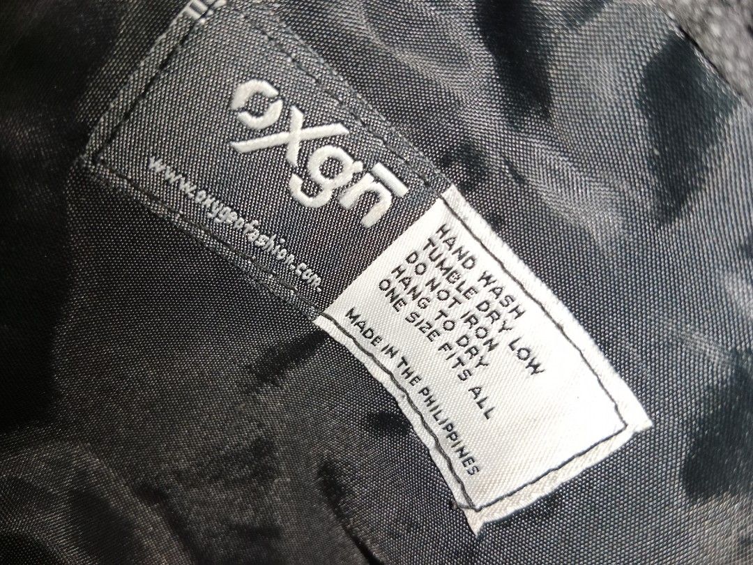 Authentic OXYGEN 4 ways to Wear Sling Bag, Luxury, Bags & Wallets on ...