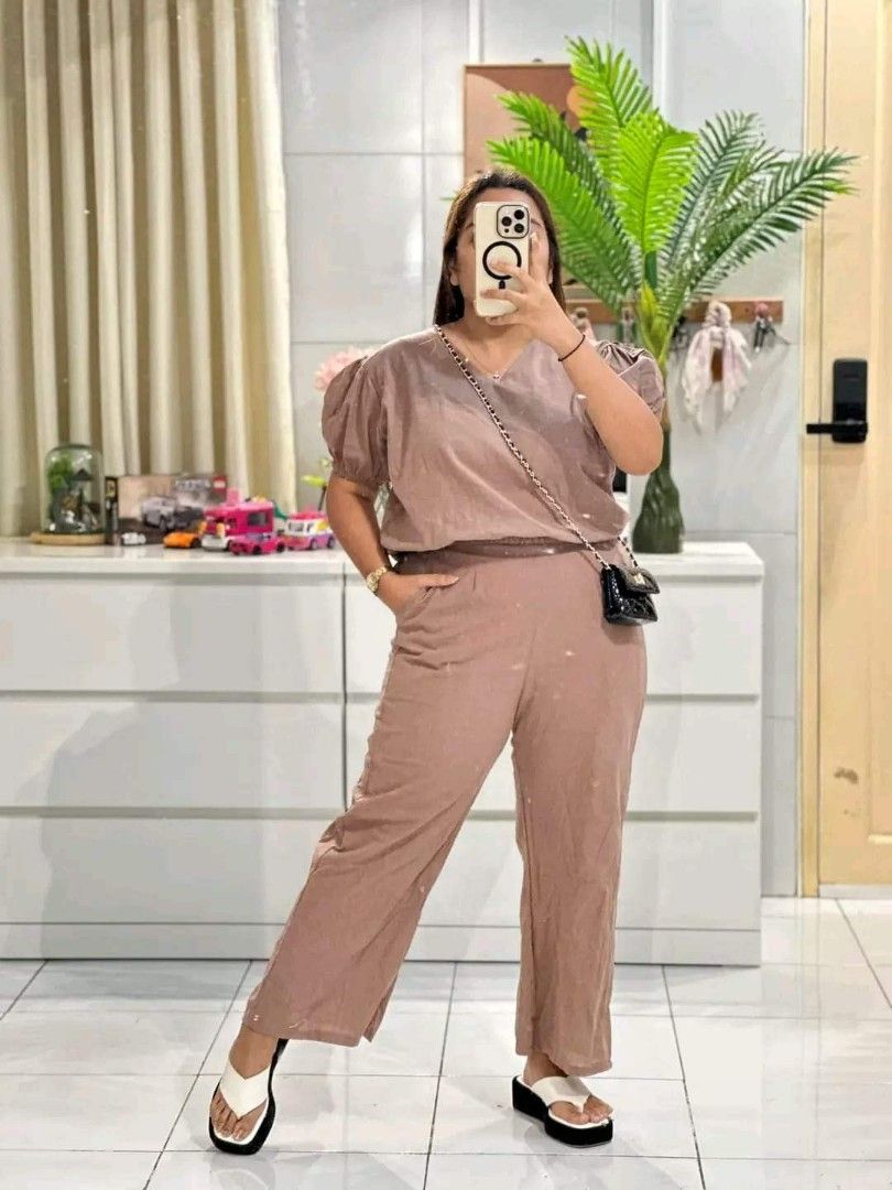 BOBBIE SQUAREPANTS COORDS, Women's Fashion, Dresses & Sets, Sets or ...