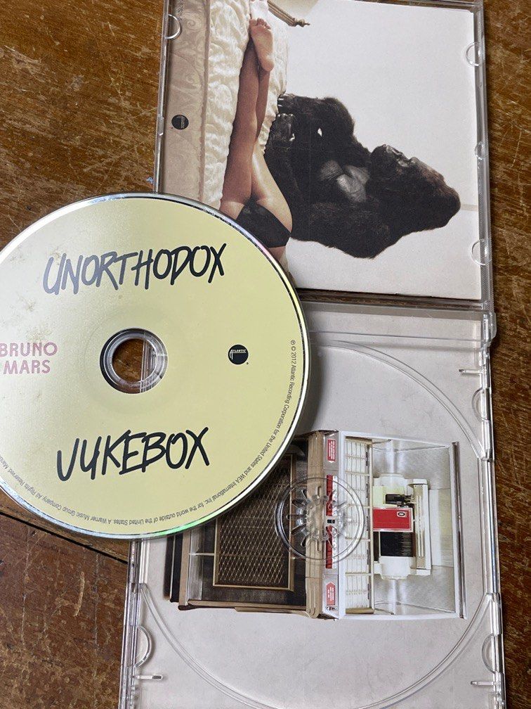 Bruno Mars - unorthodox jukebox, Hobbies & Toys, Music & Media, CDs ...