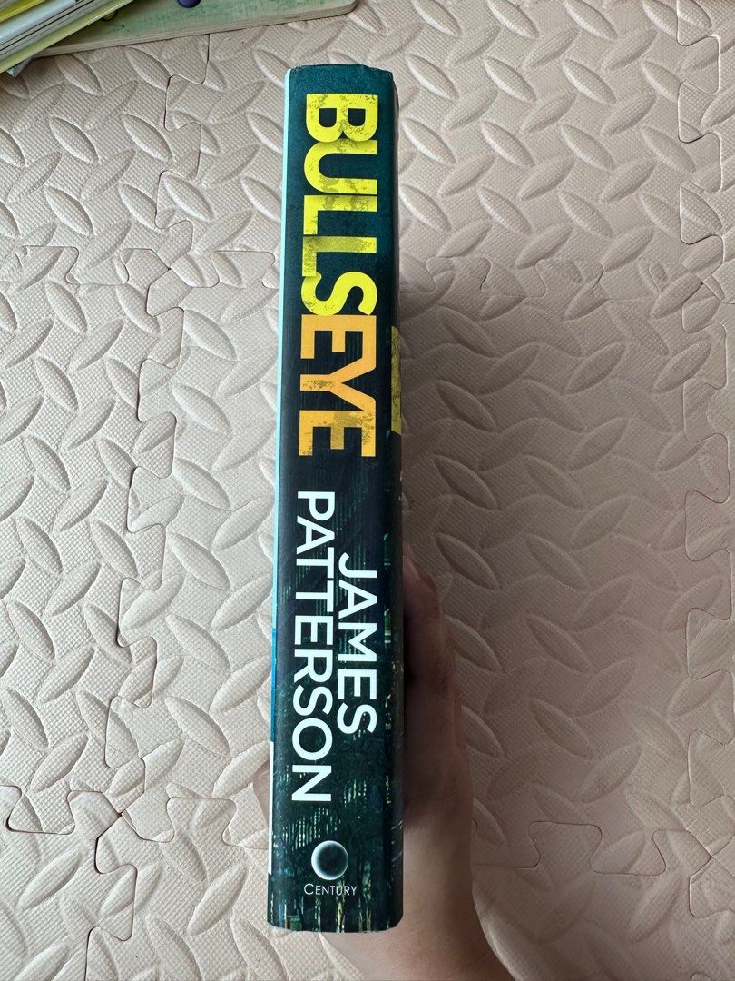 Bullseye | James Patterson, Hobbies & Toys, Books & Magazines, Fiction ...