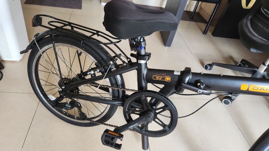 Dahon HIT D6 Folding Bicycle with Gear, Sports Equipment, Bicycles ...