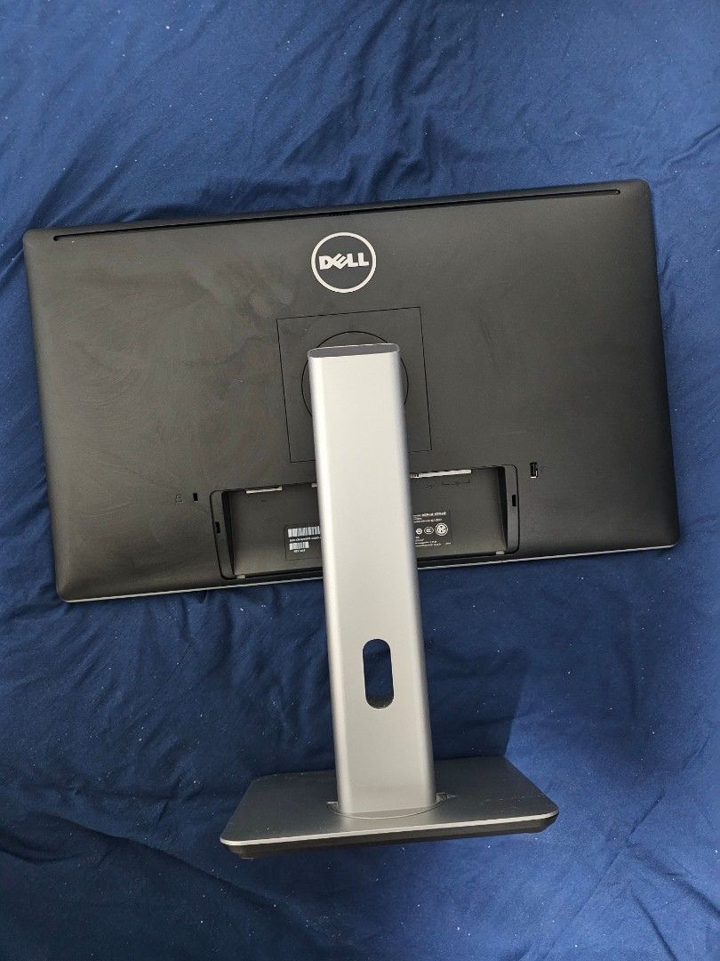 Dell Monitor 24 Inch with Adjustable Height Stand + Free table clamp ...