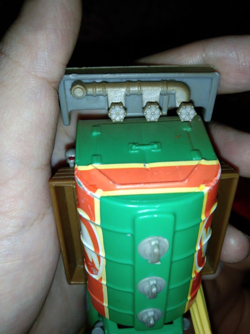 Disney Pixar Planes Chug Fuel Tanker, Hobbies & Toys, Toys & Games on ...