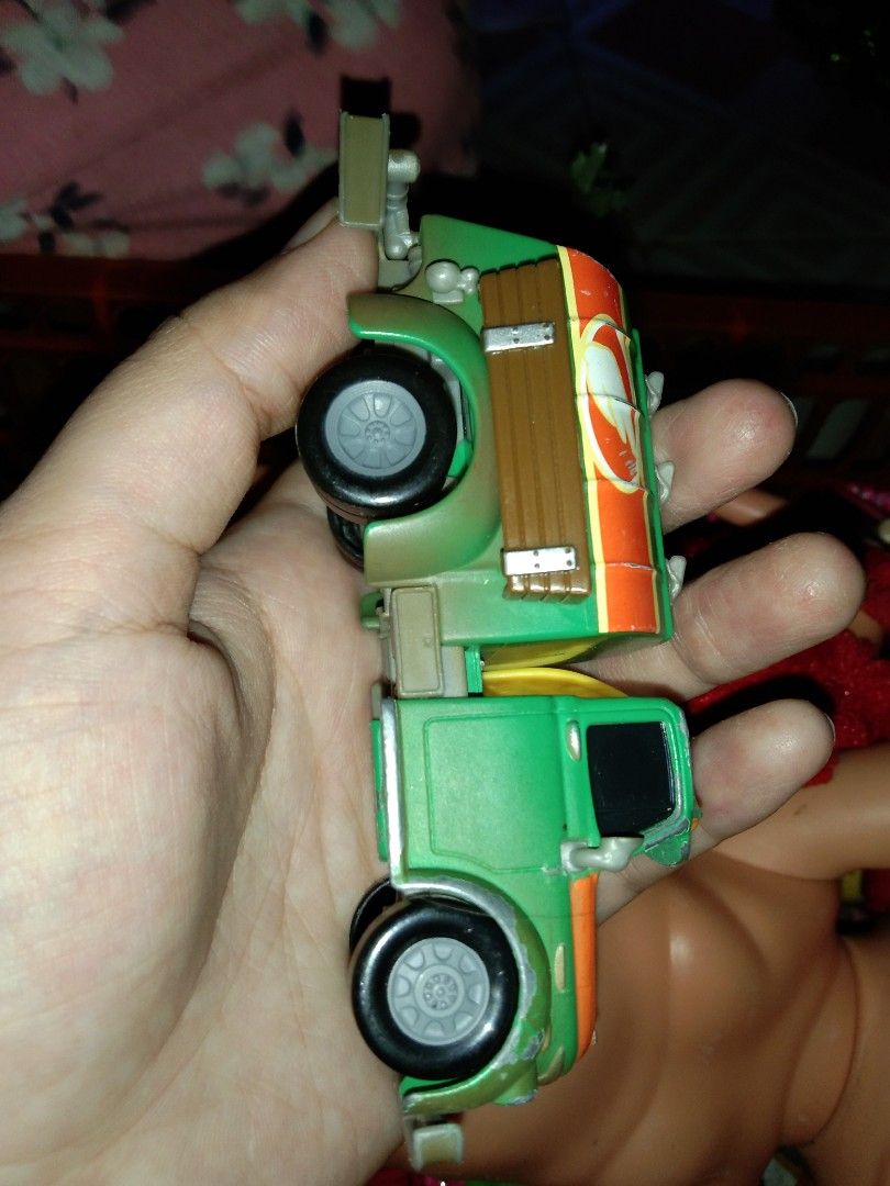 Disney Pixar Planes Chug Fuel Tanker, Hobbies & Toys, Toys & Games on ...