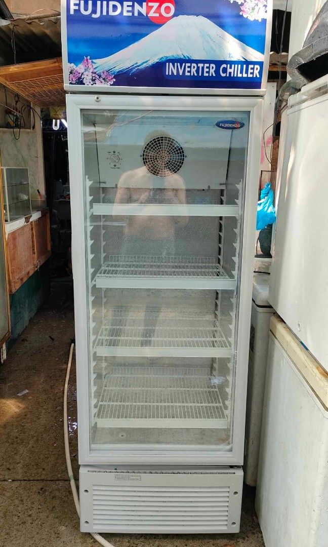 For sale chiller inverter no issue 2nd hand 220volts..., TV & Home ...