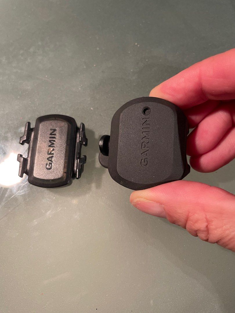 Garmin speed & cadence sensor, Sports Equipment, Bicycles & Parts ...