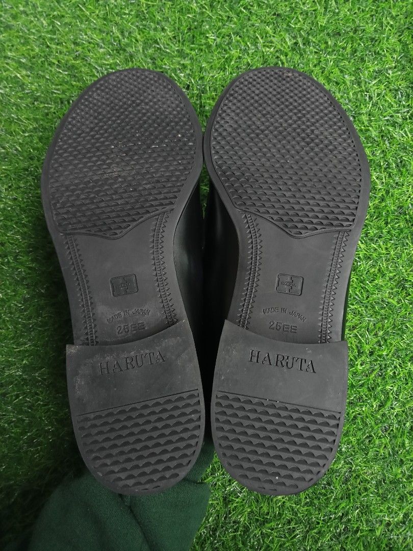 Haruta loafers, Women's Fashion, Footwear, Loafers on Carousell