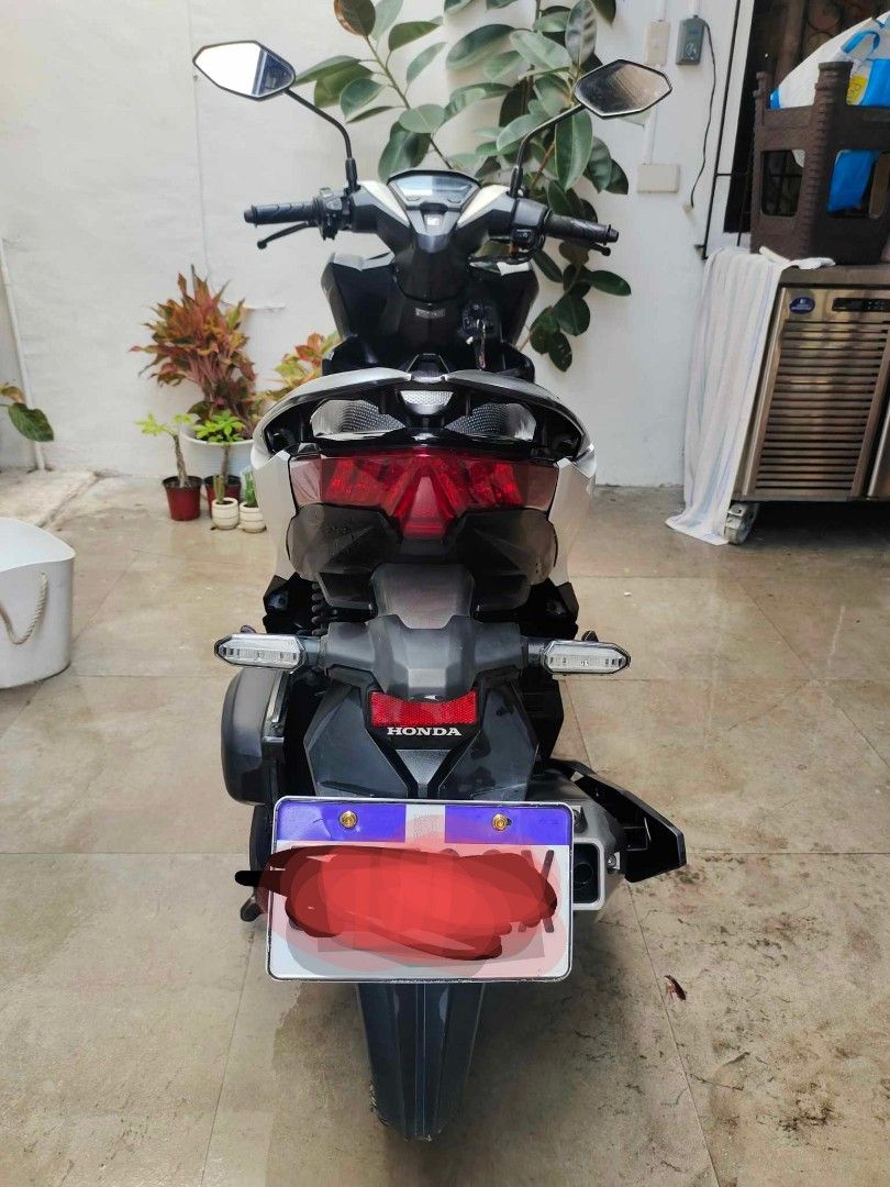 Honda click v2 2022 model, Motorbikes, Motorbikes for Sale on Carousell
