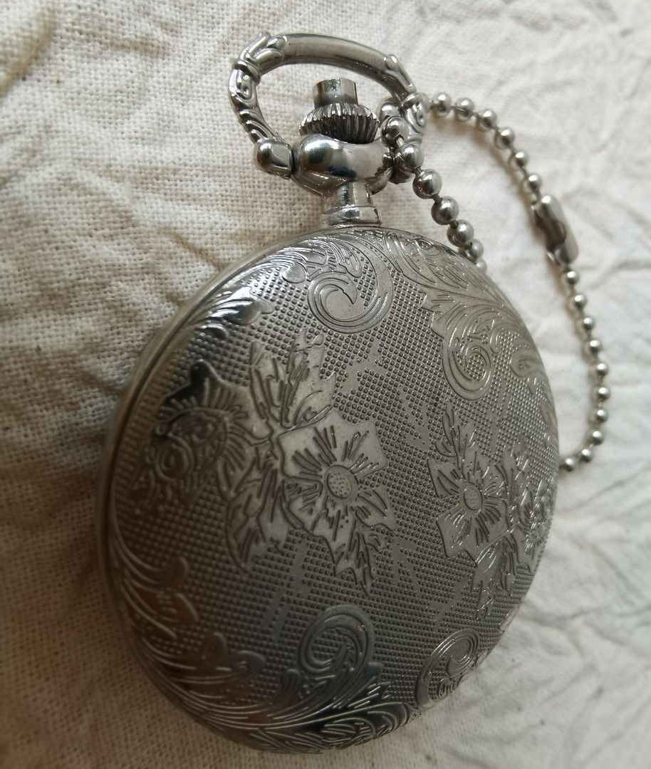 HSBC Lion Pocket Watch, Hobbies & Toys, Collectibles & Memorabilia ...