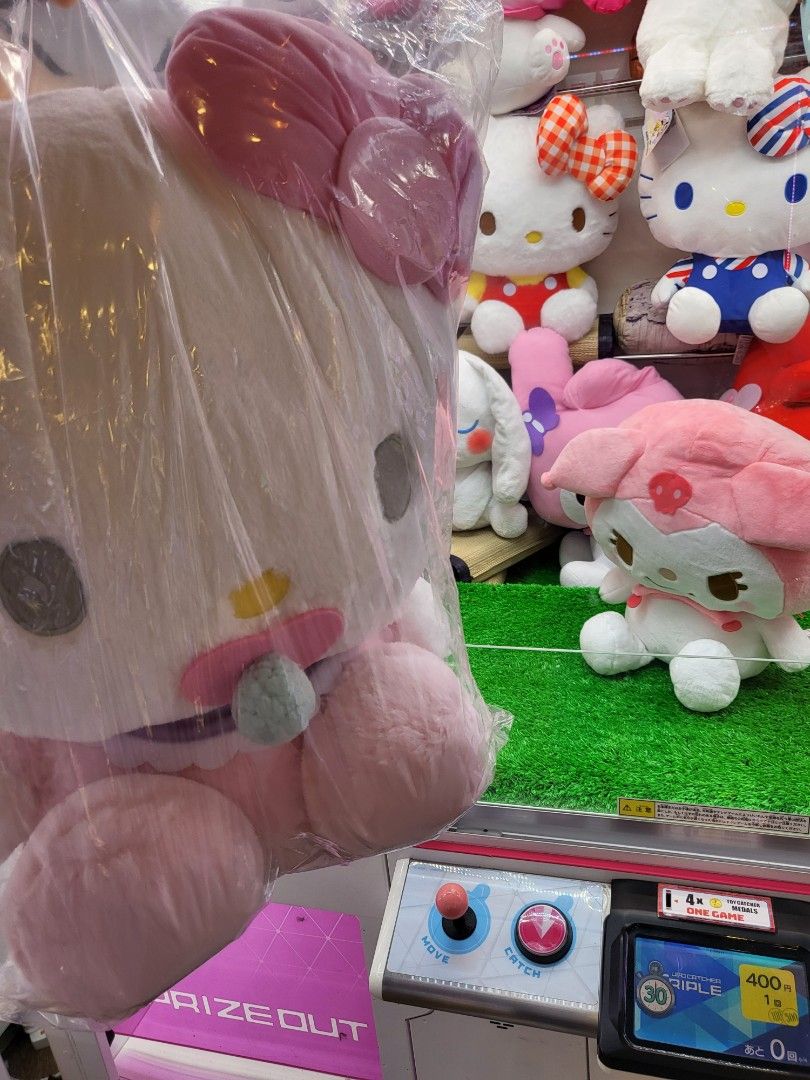 Huge Hello Kitty (Authentic) Plush - 60cm, Hobbies & Toys, Toys & Games ...