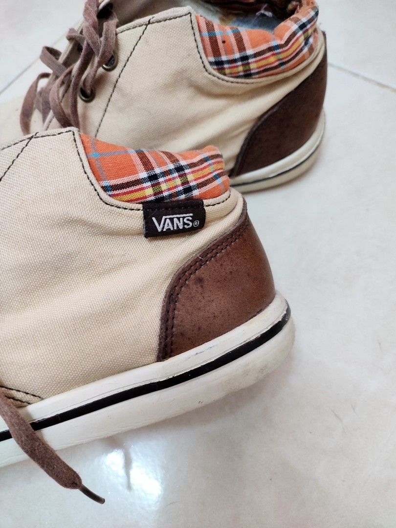 Kasut vans, Men's Fashion, Footwear, Sneakers on Carousell
