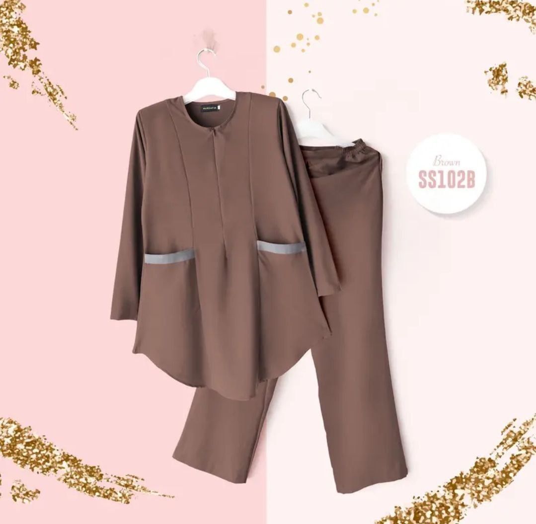 Laura Suit, Women's Fashion, Muslimah Fashion, Baju Kurung & sets on ...