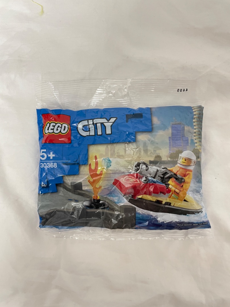 Lego city 30368, Hobbies & Toys, Toys & Games on Carousell