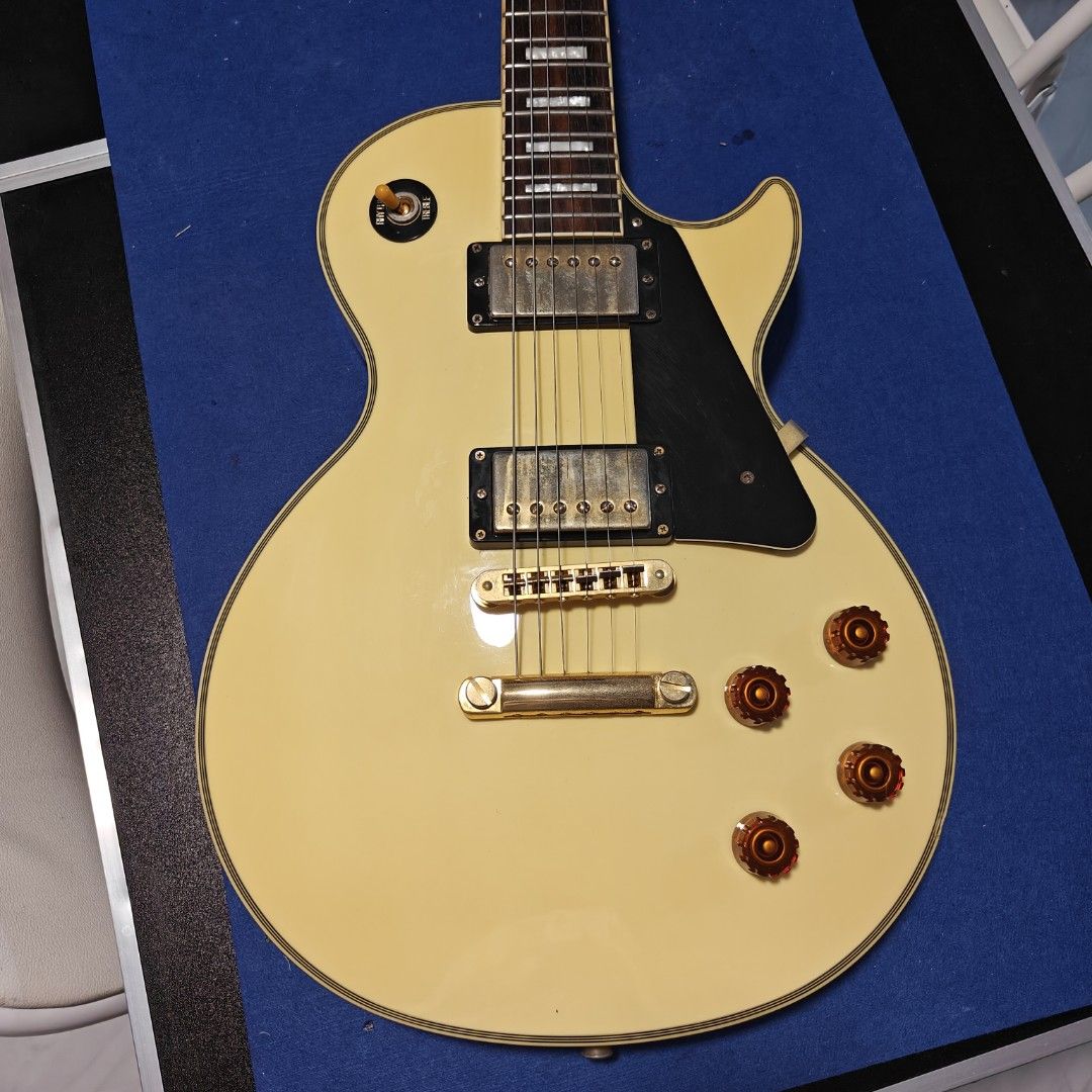 Japanese Brand Laid Back Les Paul Custom style electric guitar, Hobbies ...