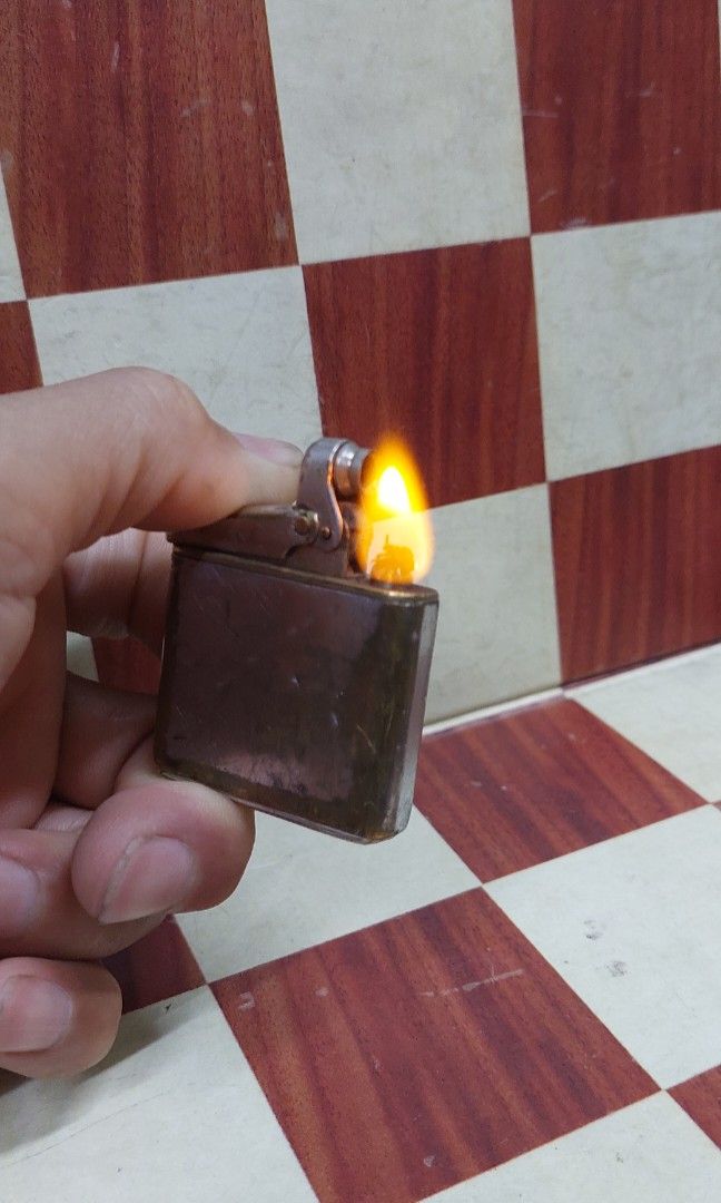 Lighter ibelo monopol, Hobbies & Toys, Memorabilia & Collectibles ...