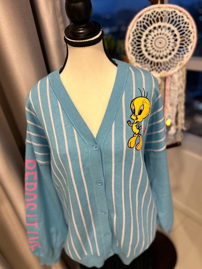 Looney Tunes long cardigan, Women's Fashion, Coats, Jackets and Outerwear on Carousell