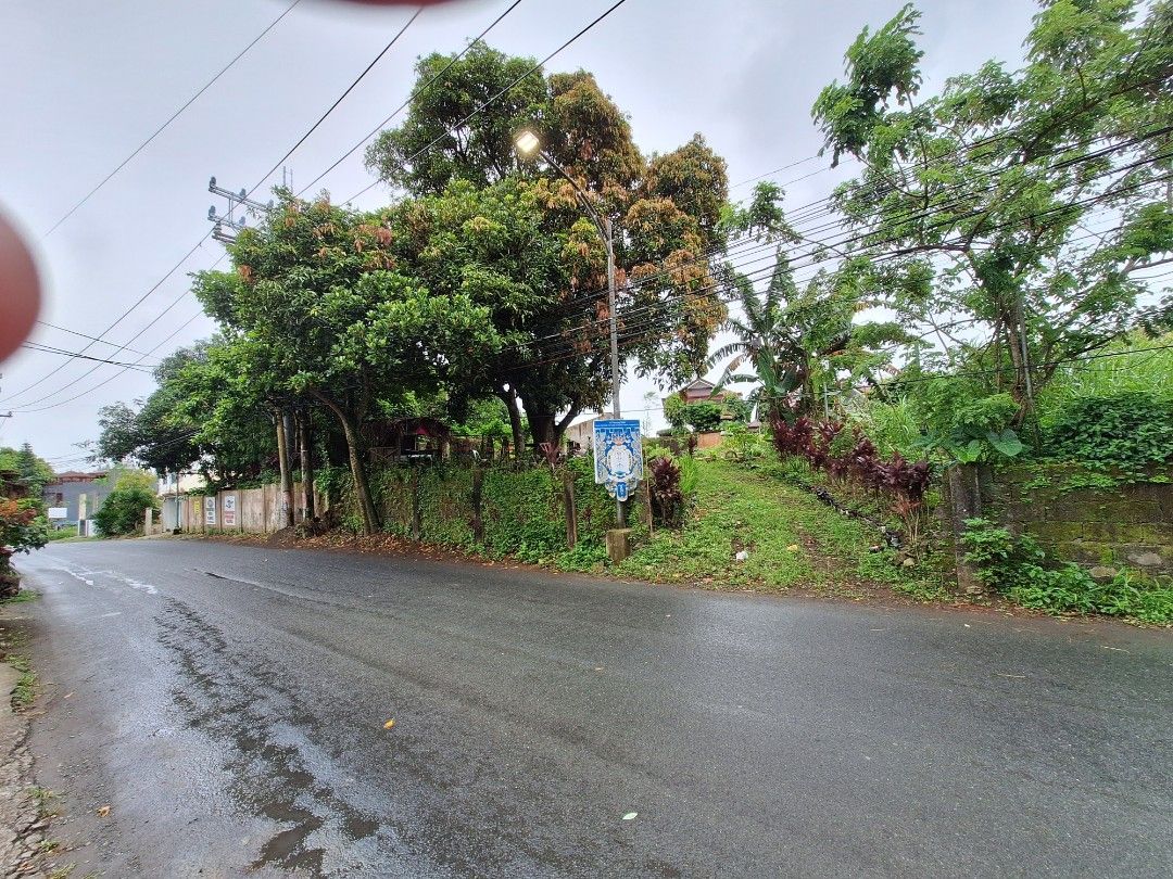Lot for sale along SVD Road less than 100 meters from Starbucks ...
