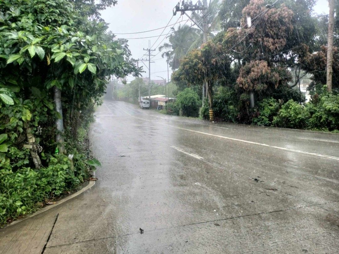 Lot for sale along SVD Road less than 100 meters from Starbucks ...