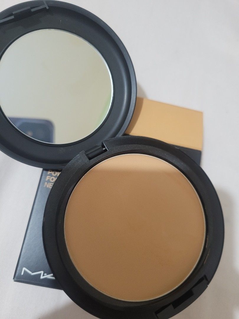 Mac NC42 powder plus foundation, Beauty & Personal Care, Face, Makeup ...