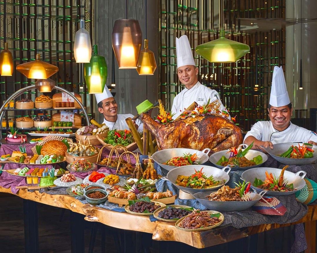 Mandarin Oriental Hotel KLCC Mosaic Buffet Lunch 2 pax, Tickets ...