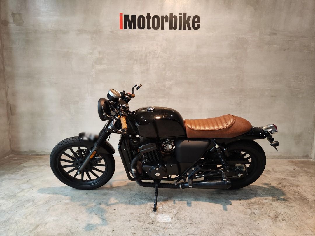 Momos Daytona 250 Cafe Racer (2022) - Low mileage !!!, Motorbikes on ...