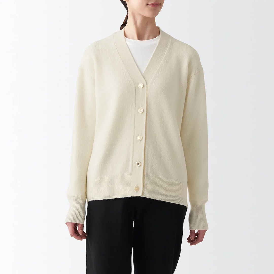 MUJI V NECK CARDIGAN, Women's Fashion, Coats, Jackets and Outerwear on ...