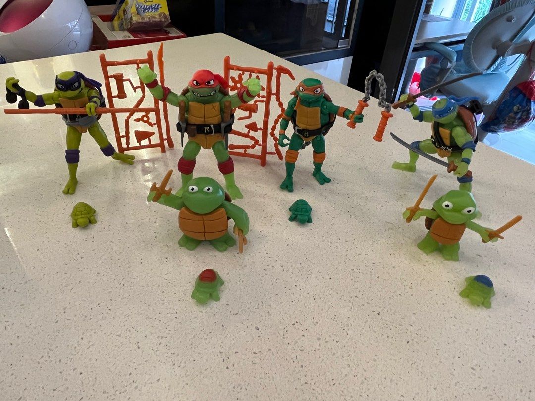 Ninja turtle set, Hobbies & Toys, Toys & Games on Carousell