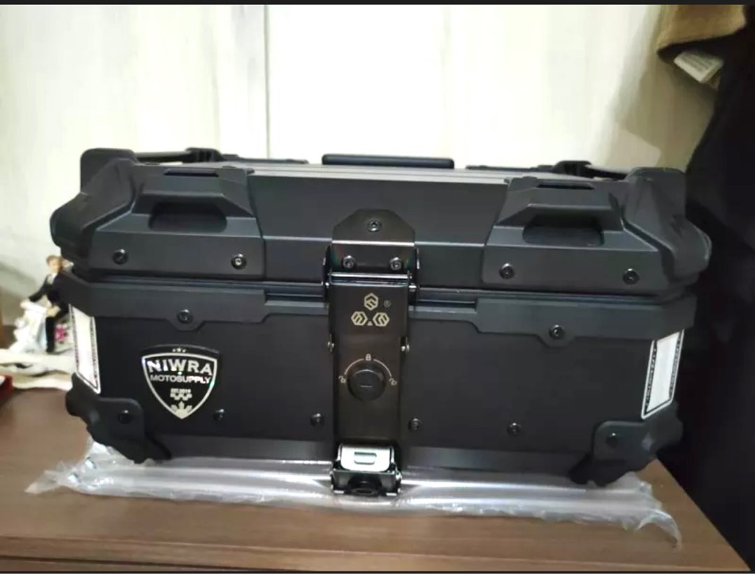 NIWRA F2MOTO 25L ALLOY TOPBOX, Motorbikes, Motorbike Parts ...