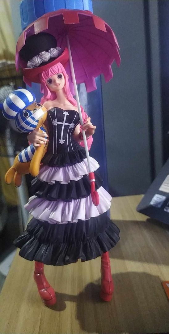 One Piece Perona Figure Banpresto THE GRANDLINE LADY DXF, Hobbies ...