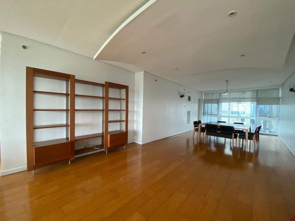 Pacific Plaza Towers in BGC Three Bedroom Unit - Manila Golf View ...