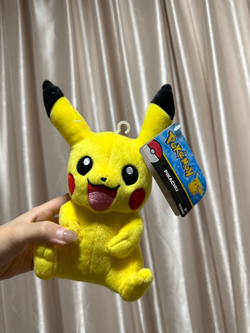 Pikachu toy, Hobbies & Toys, Toys & Games on Carousell