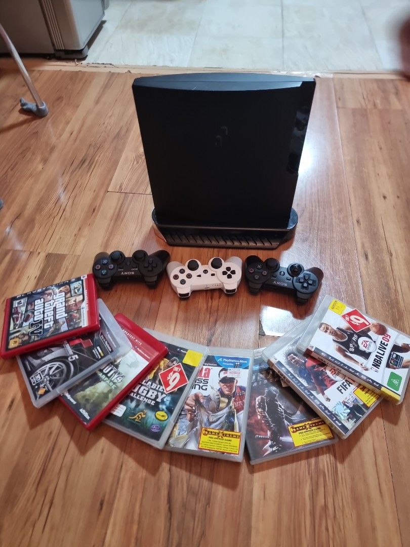 PS3 Set inclusive controller and games, Video Gaming, Video Games ...