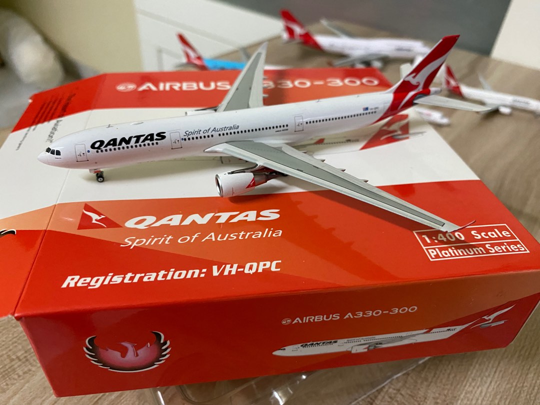 Qantas Airbus A330-300 Phoneix 1:400, Hobbies & Toys, Toys & Games on ...