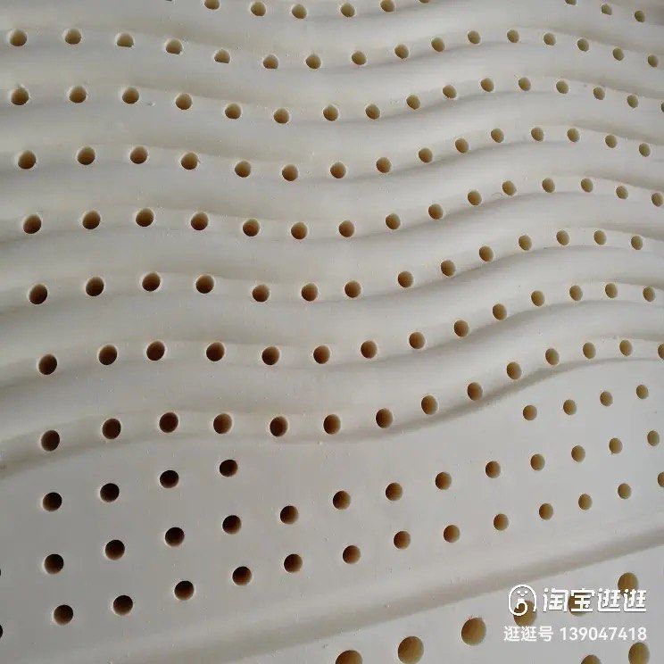 Queen seiz 10% Thailand latex mattress topper, Furniture & Home Living ...