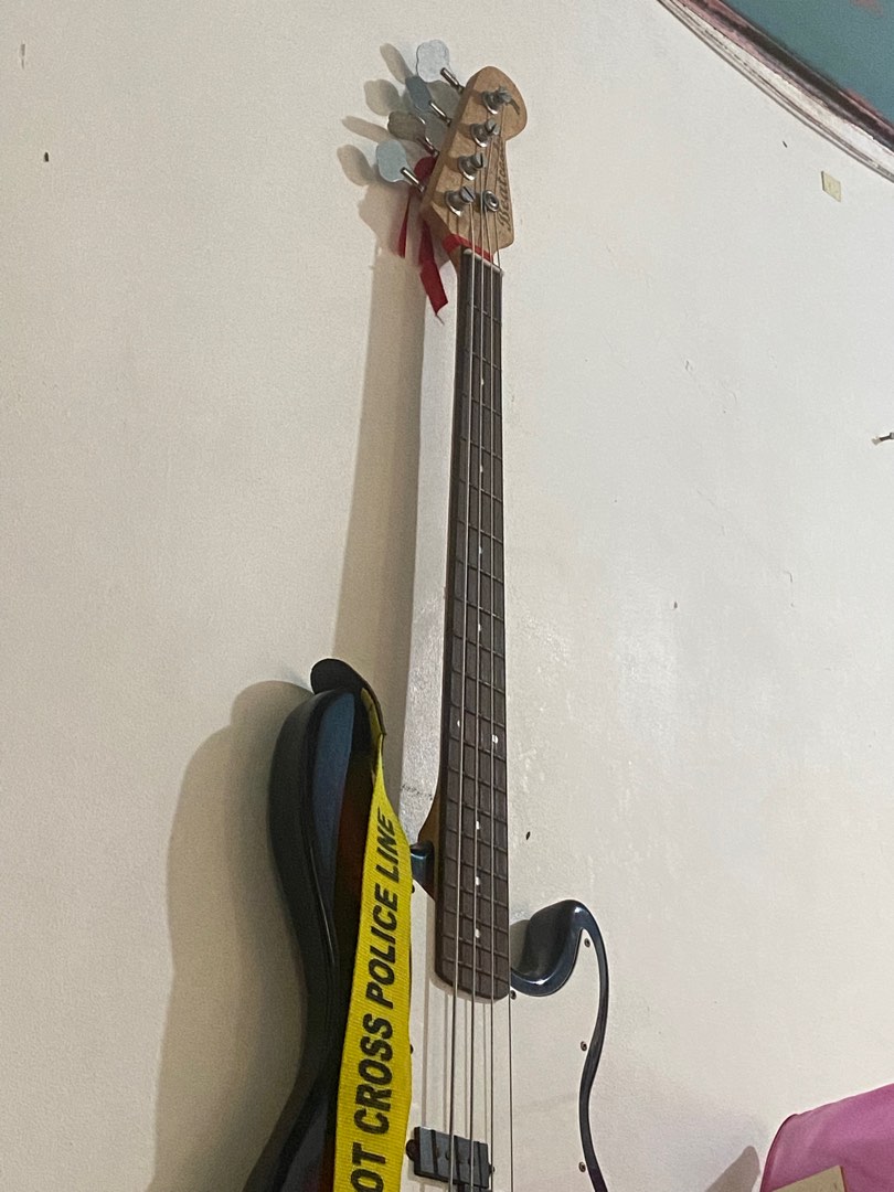 Rj beatcaster bass guitar, Audio, Other Audio Equipment on Carousell