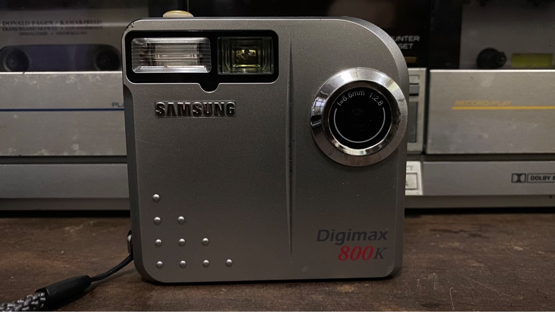 Samsung Digimax 800k Digicam, Photography, Cameras on Carousell