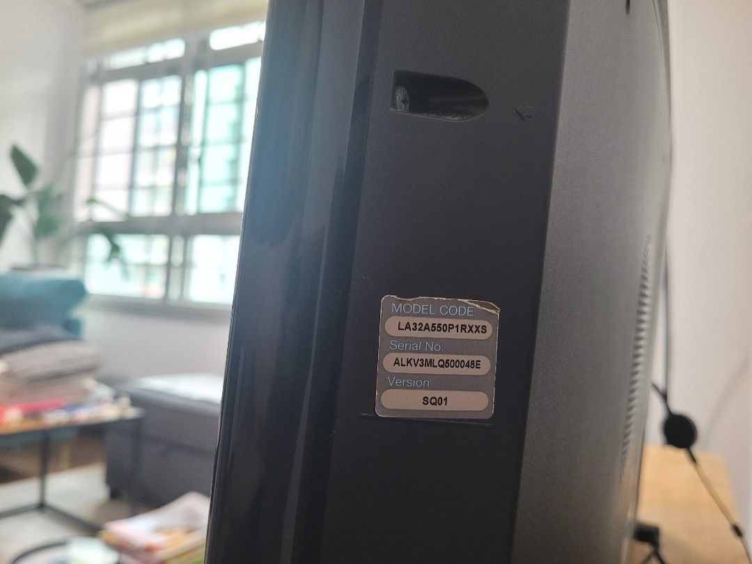 Samsung Not Smart TV 32, TV & Home Appliances, TV & Entertainment, TV ...