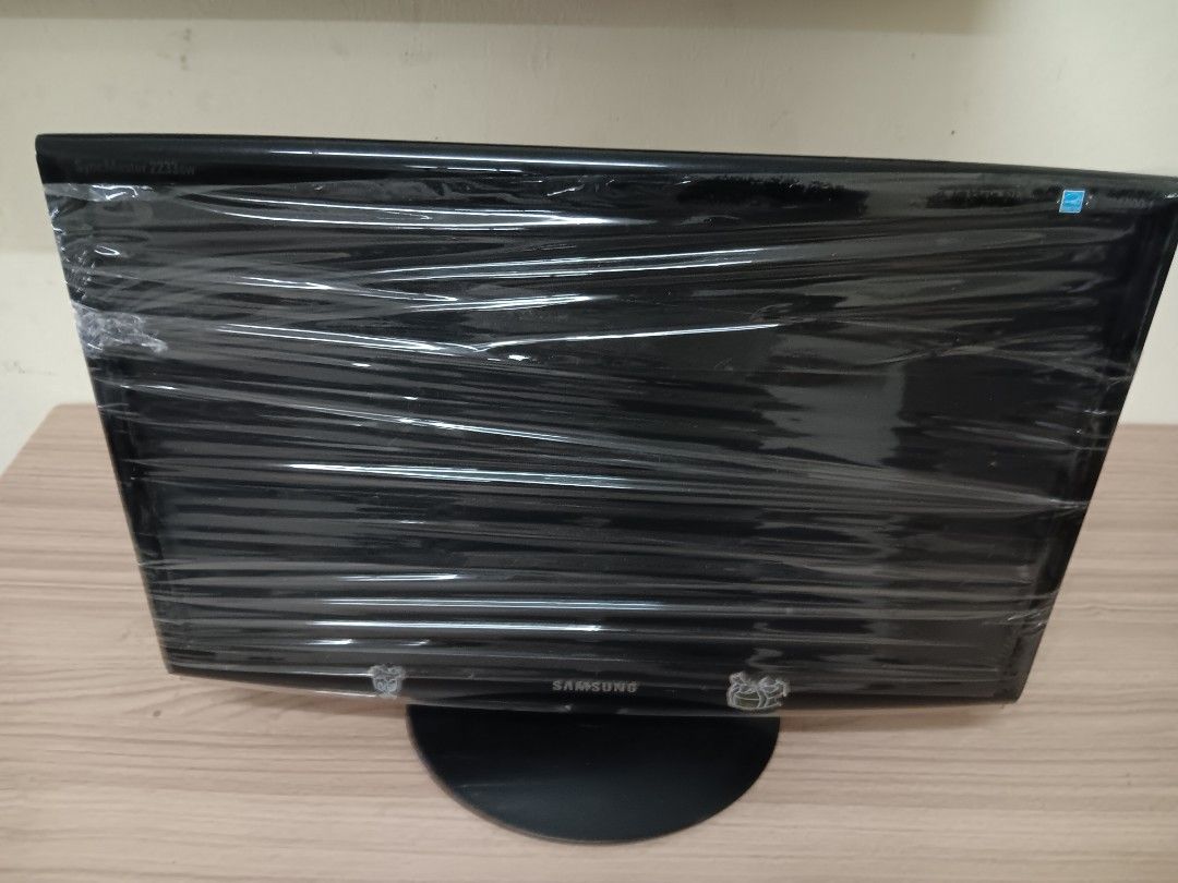Samsung Syncmaster 2233sw, Everything Else, Others on Carousell