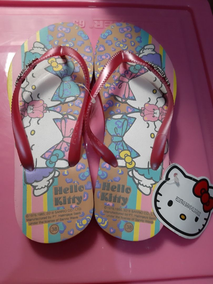 Sandal Jepit Hello Kitty 38, Fesyen Wanita, Sepatu di Carousell