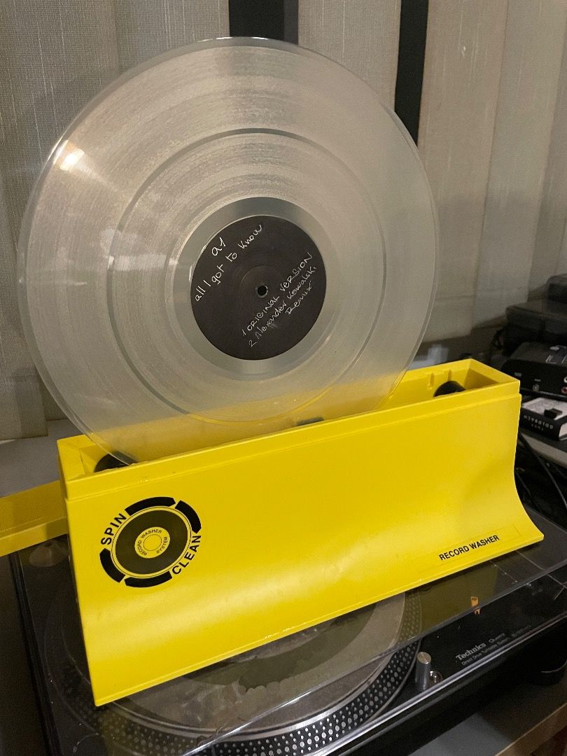 Selling about 400+ vinyl collection, Hobbies & Toys, Music & Media ...